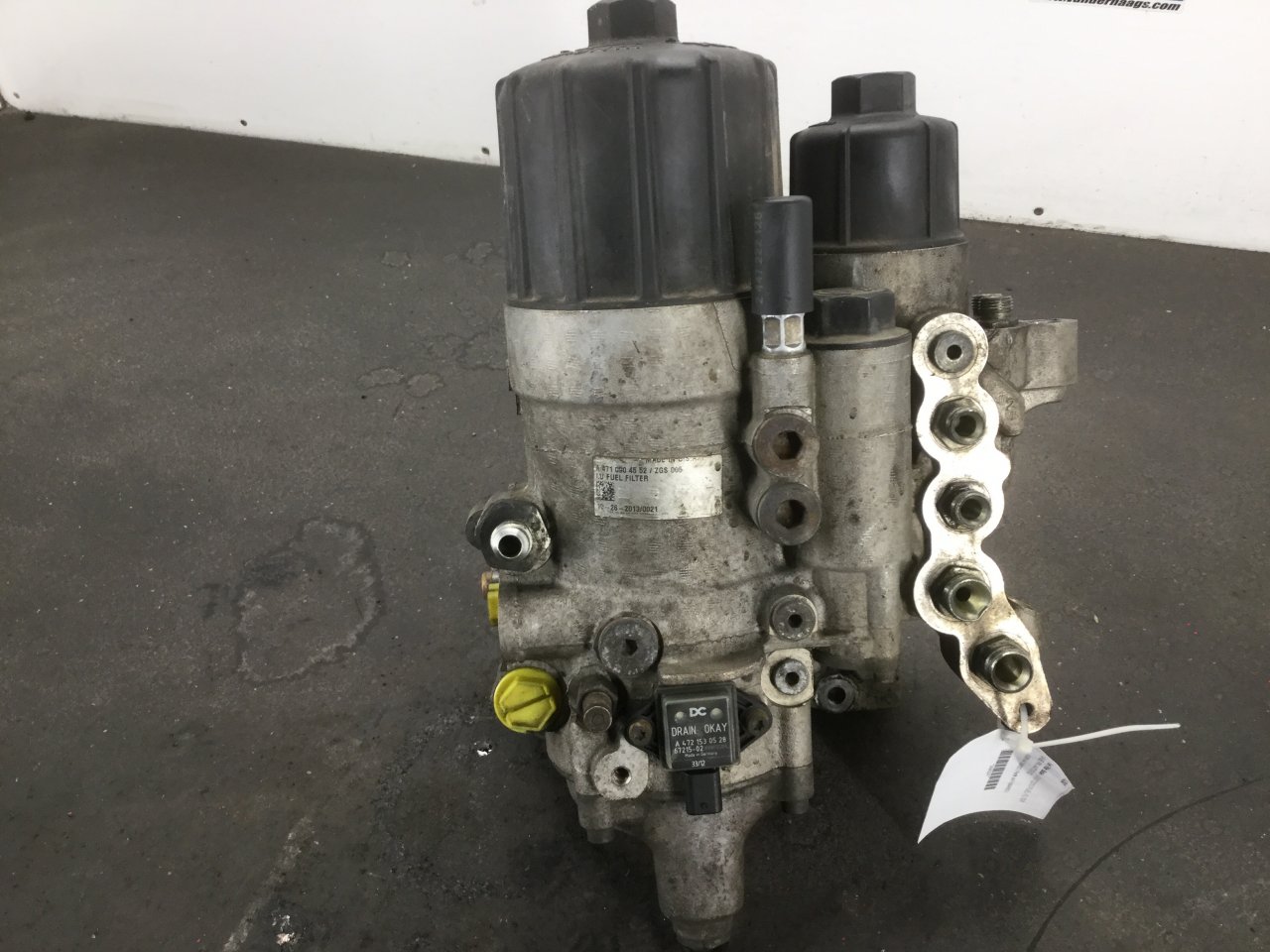 A4710904552 | Detroit DD13 Fuel Filter Assembly for Sale