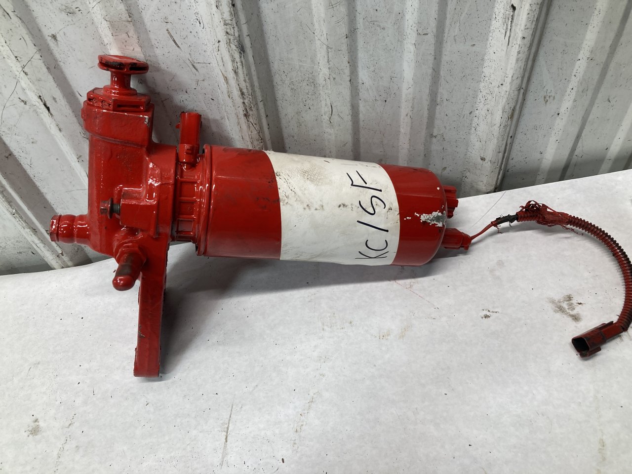 4945472 | Cummins ISX Engine Fuel Filter Base for Sale