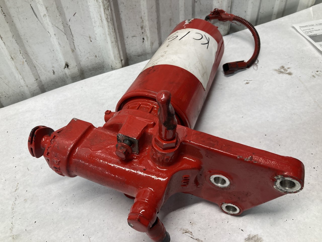 4945472 | Cummins ISX Engine Fuel Filter Base for Sale