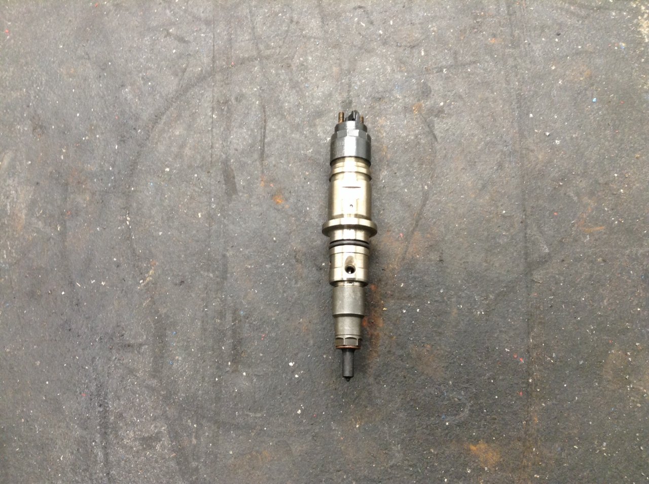 5253221 | Paccar PX6 Engine Fuel Injector for Sale