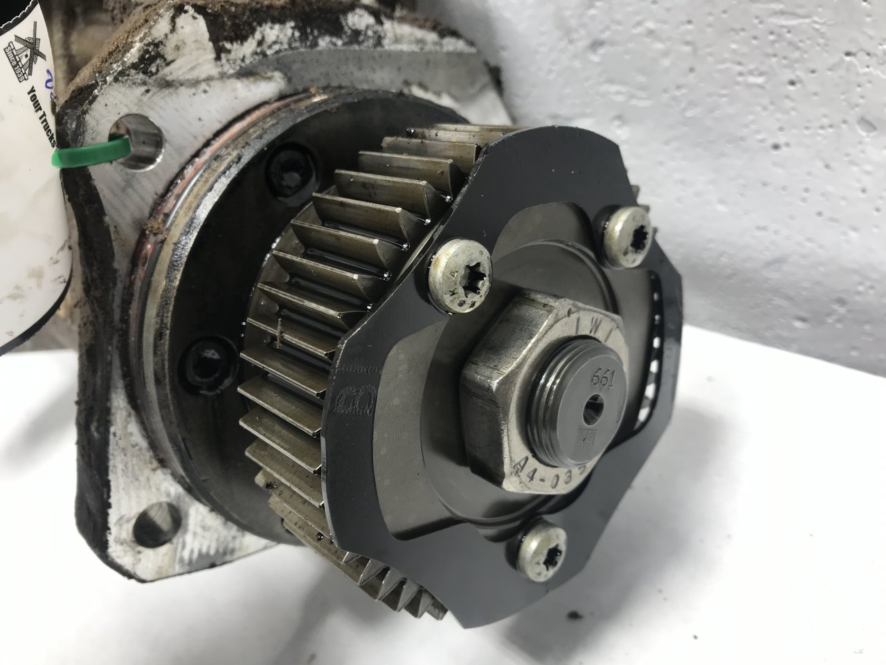 RA4700902150 | Detroit DD13 Engine Fuel Pump for Sale