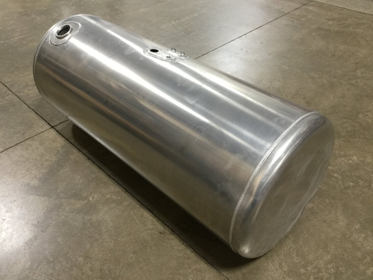 01-060013509 | Peterbilt 389 Fuel Tank for Sale