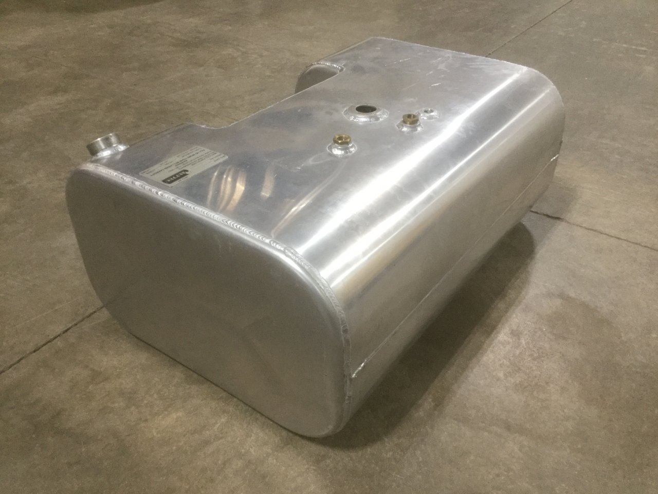 2906006002 | International 4700 Fuel Tank for Sale