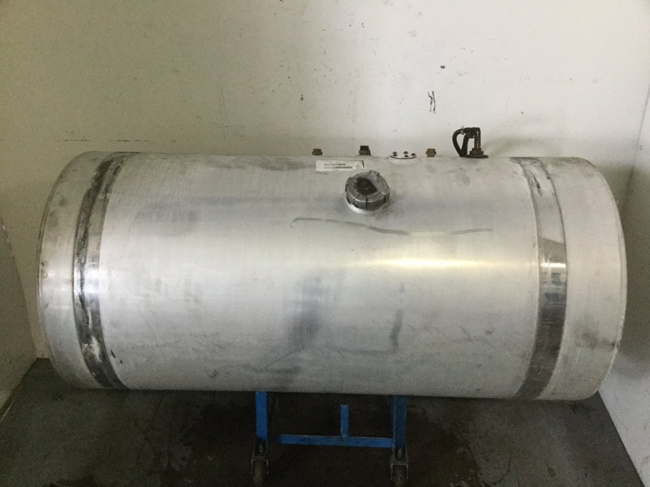 2587418C92 | International 9400 Fuel Tank for Sale