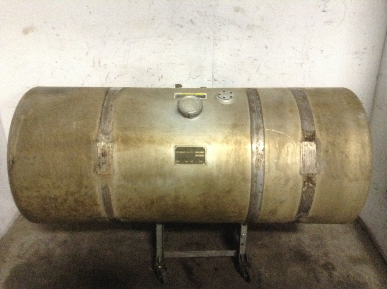 2MB4977AM4 | Mack CX Fuel Tank for Sale
