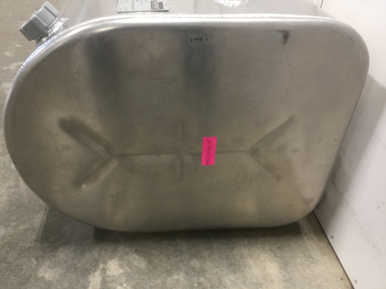 29-06006302 | Ford F650 Fuel Tank for Sale