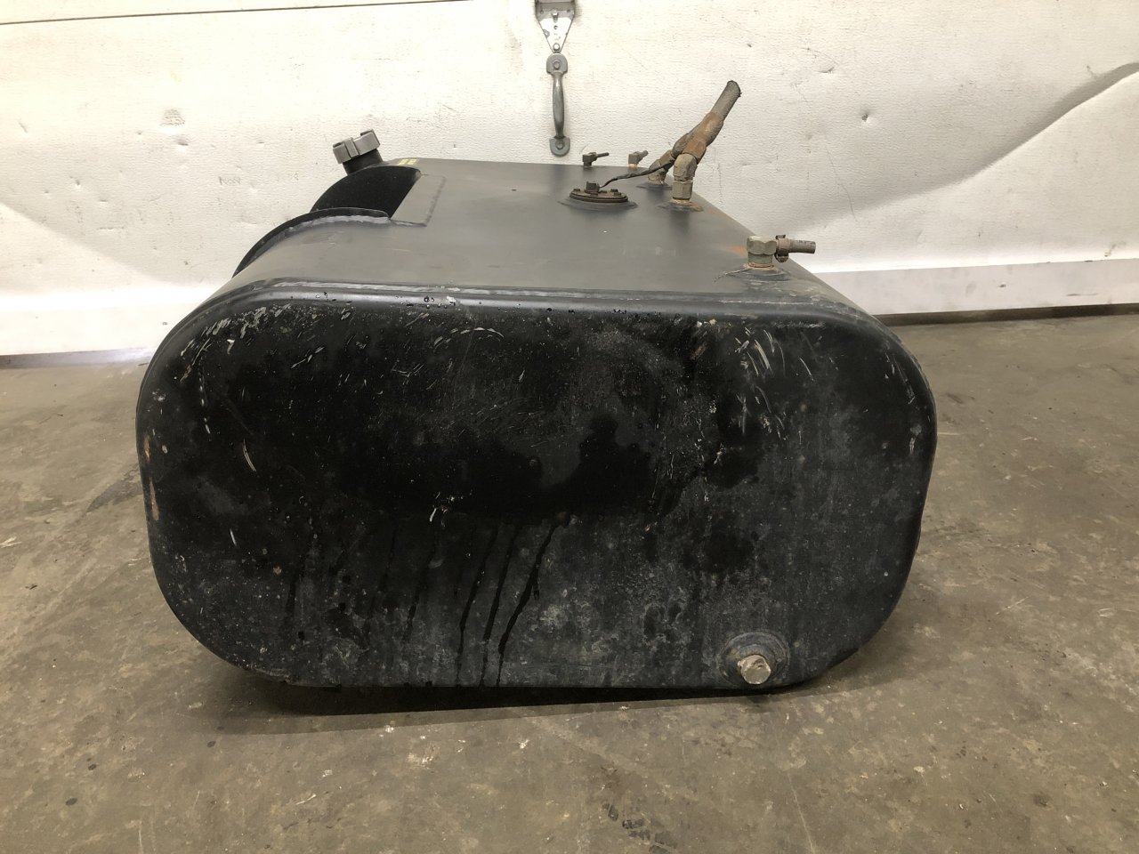 FD-L14/25RFS38 | Ford F650 Fuel Tank for Sale