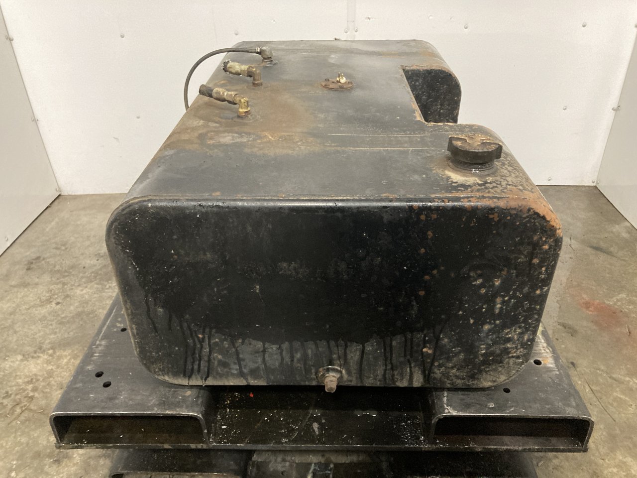 Ford F700 Fuel Tank for Sale