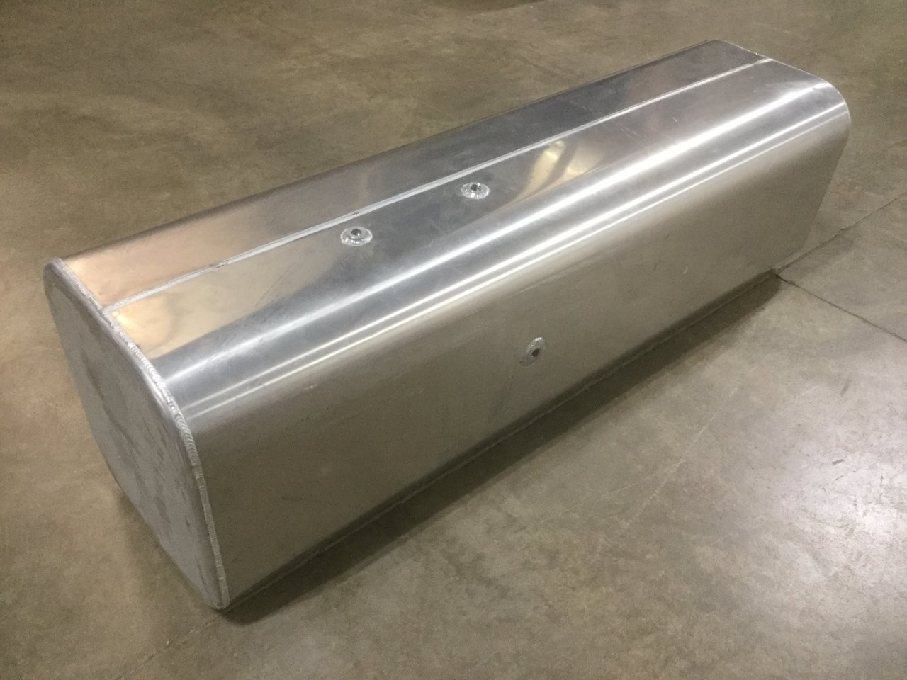 0306009002 | Freightliner FL70 Fuel Tank for Sale