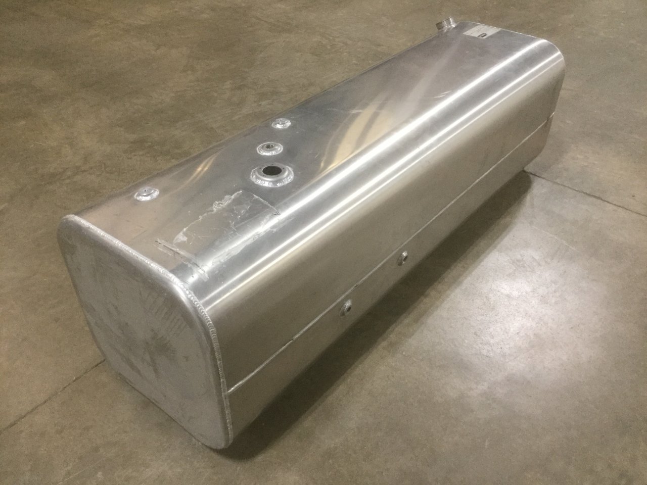 0306009002 | Freightliner FL70 Fuel Tank for Sale