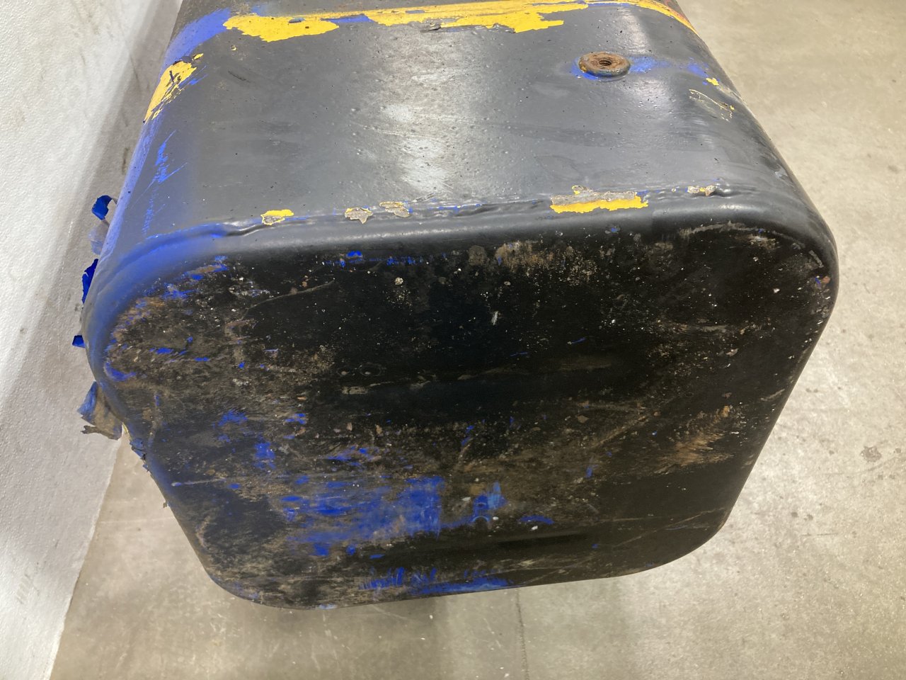 Freightliner FL70 Fuel Tank for Sale