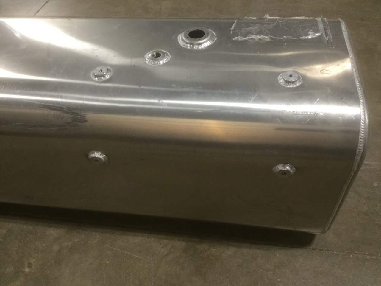 0306009002 | Freightliner FL70 Fuel Tank for Sale