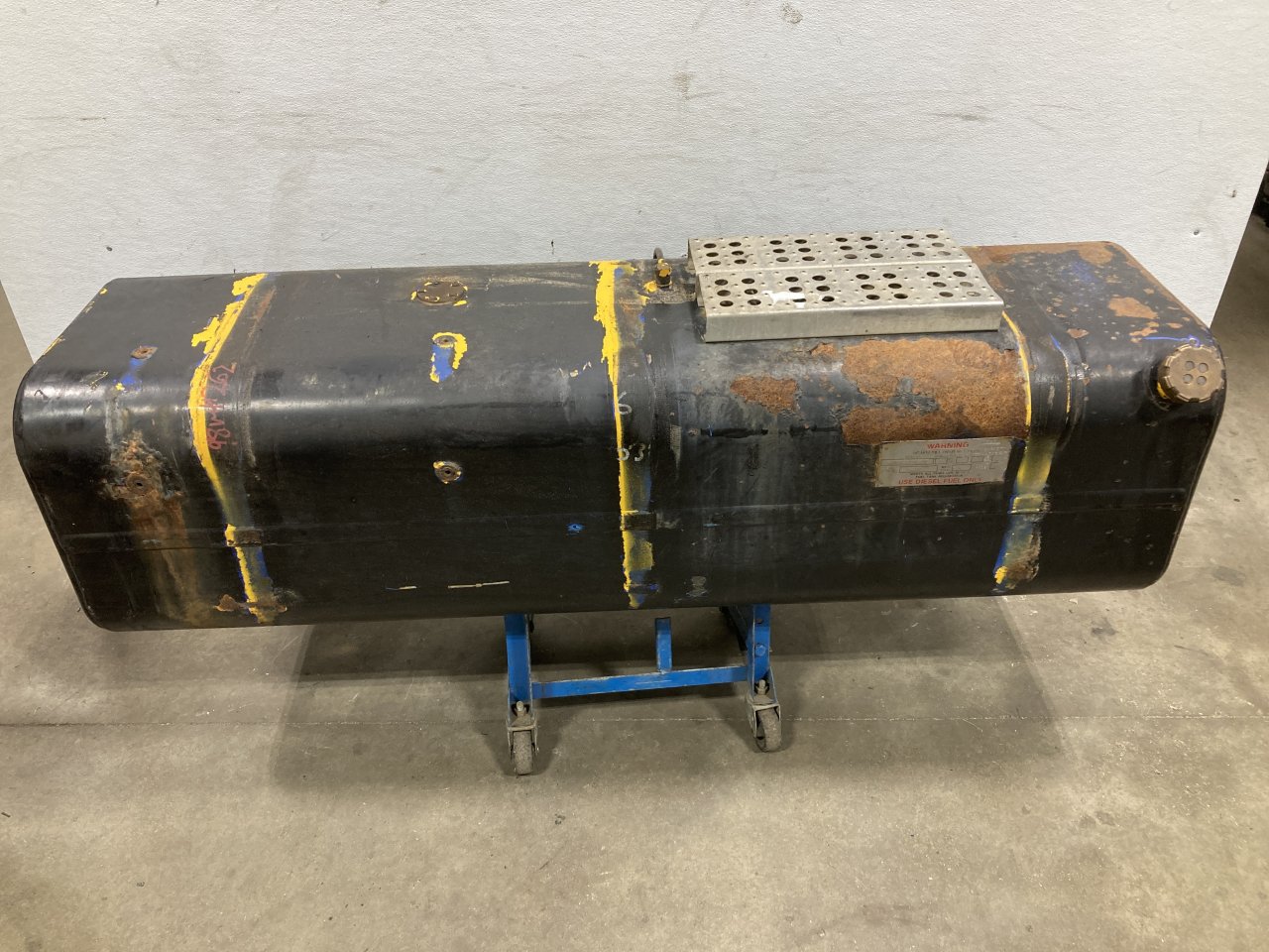 Freightliner FL70 Fuel Tank for Sale