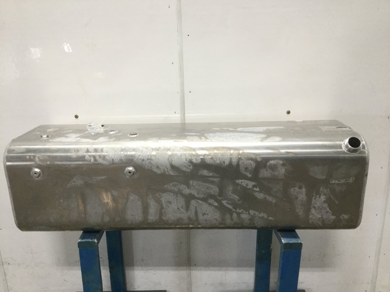 03-06009001 | Freightliner FL80 Fuel Tank for Sale