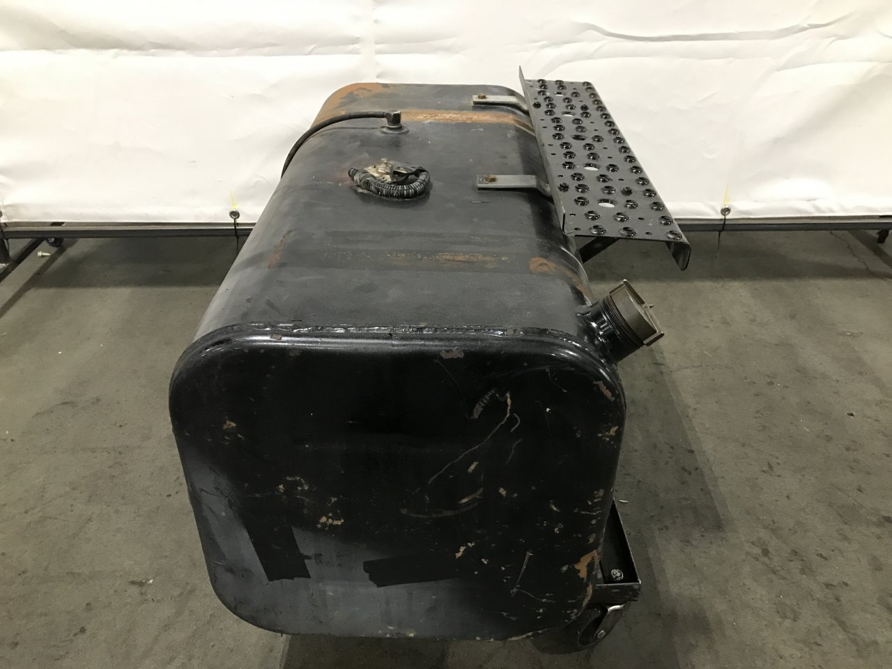 Freightliner FL80 Fuel Tank for Sale