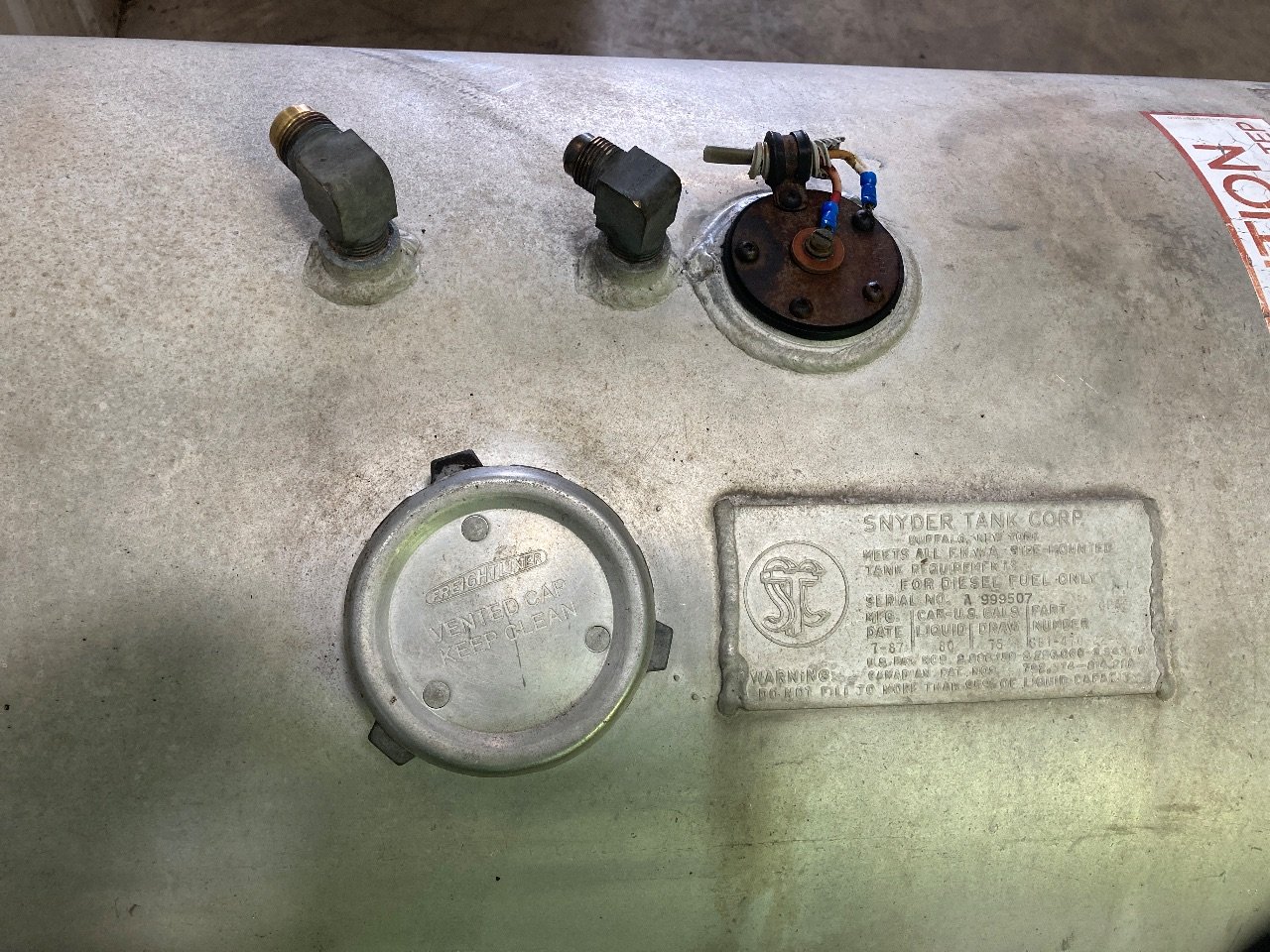 Freightliner FLC112 Fuel Tank for Sale