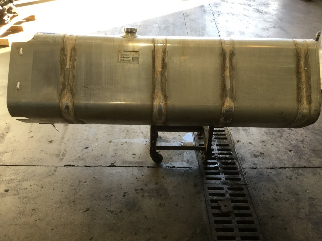 Mack GU813 Fuel Tank for Sale