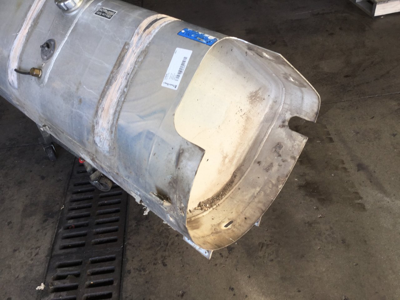 Mack GU813 Fuel Tank for Sale