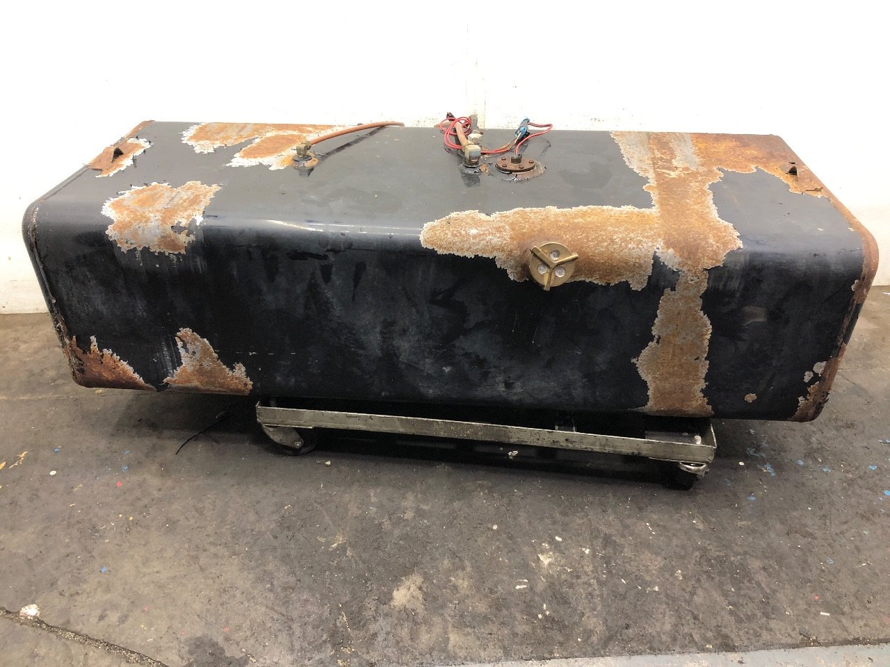 Freightliner MT Fuel Tank for Sale