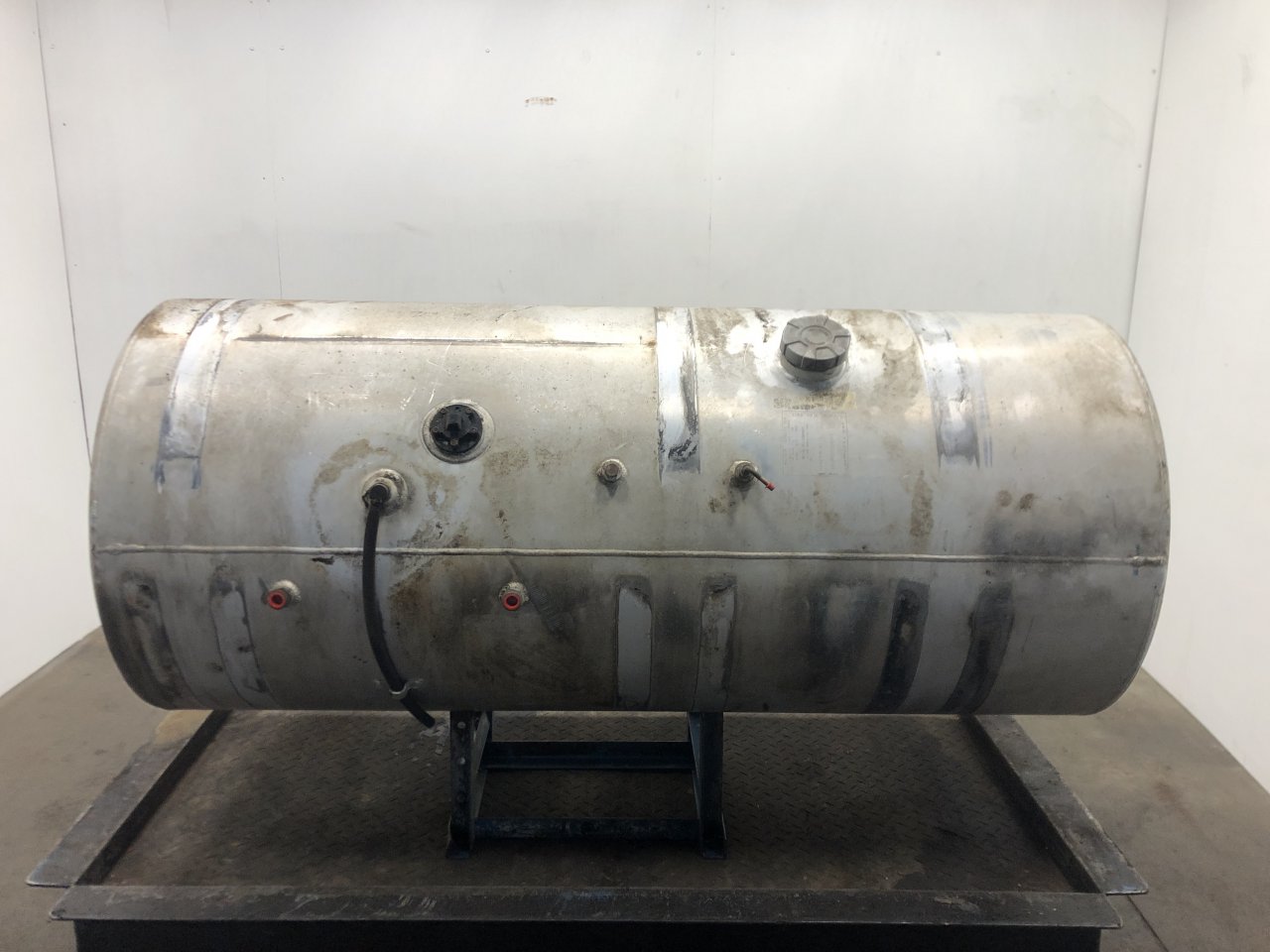 DBGM000167352 | International HX615 Fuel Tank for Sale
