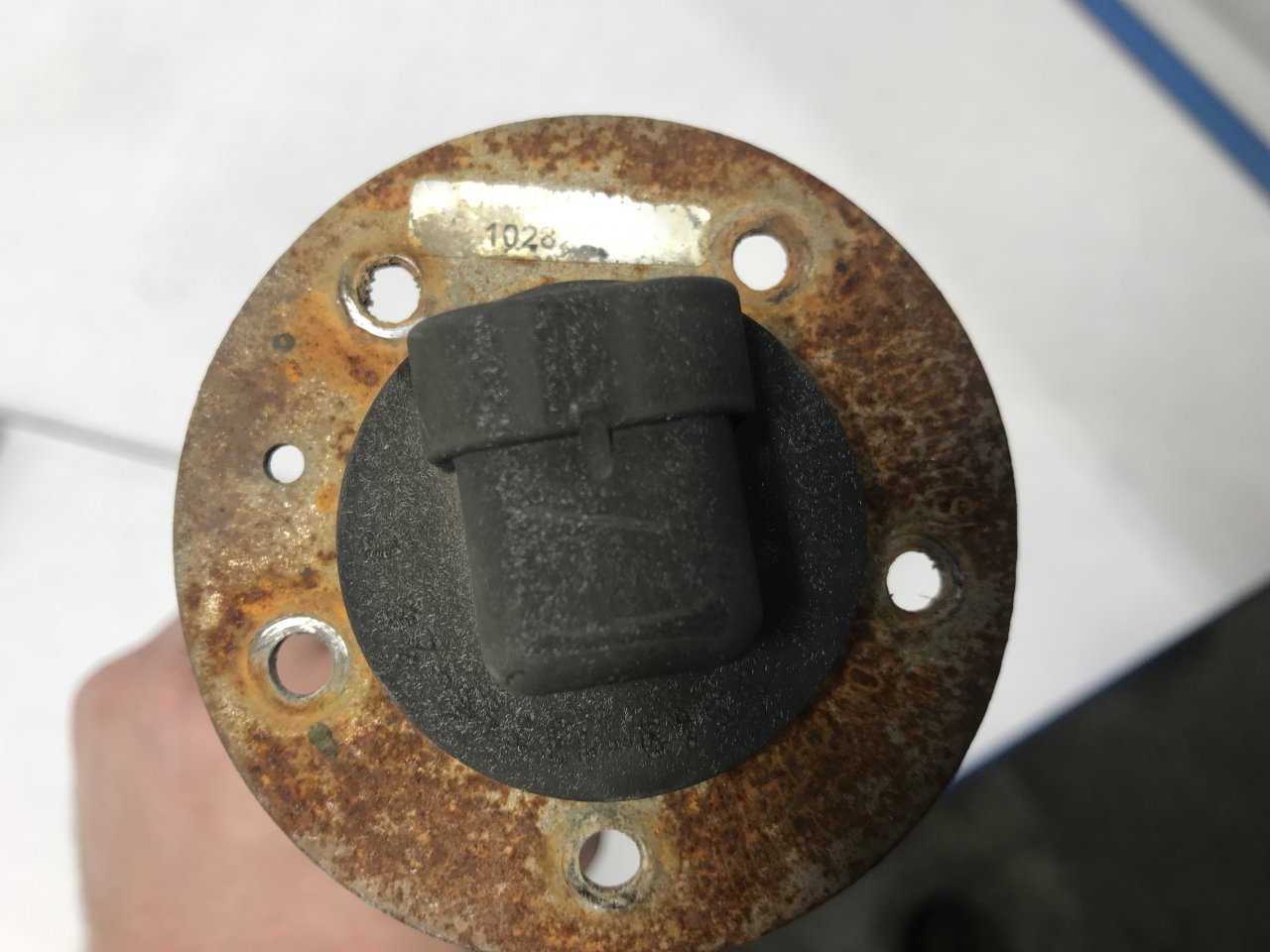 10282CA | Peterbilt 579 Fuel Tank Sending Unit for Sale