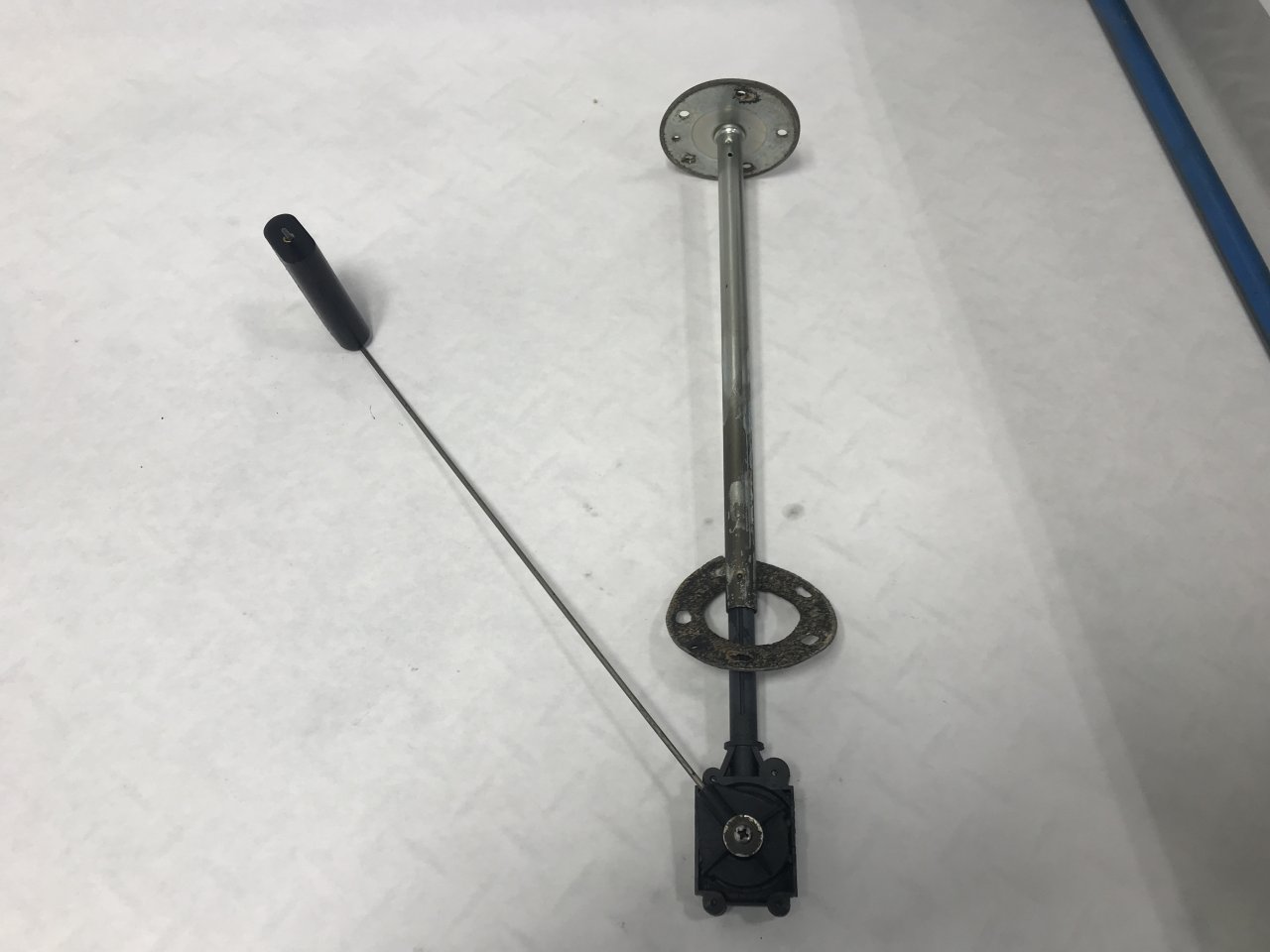 10282CA | Peterbilt 579 Fuel Tank Sending Unit for Sale