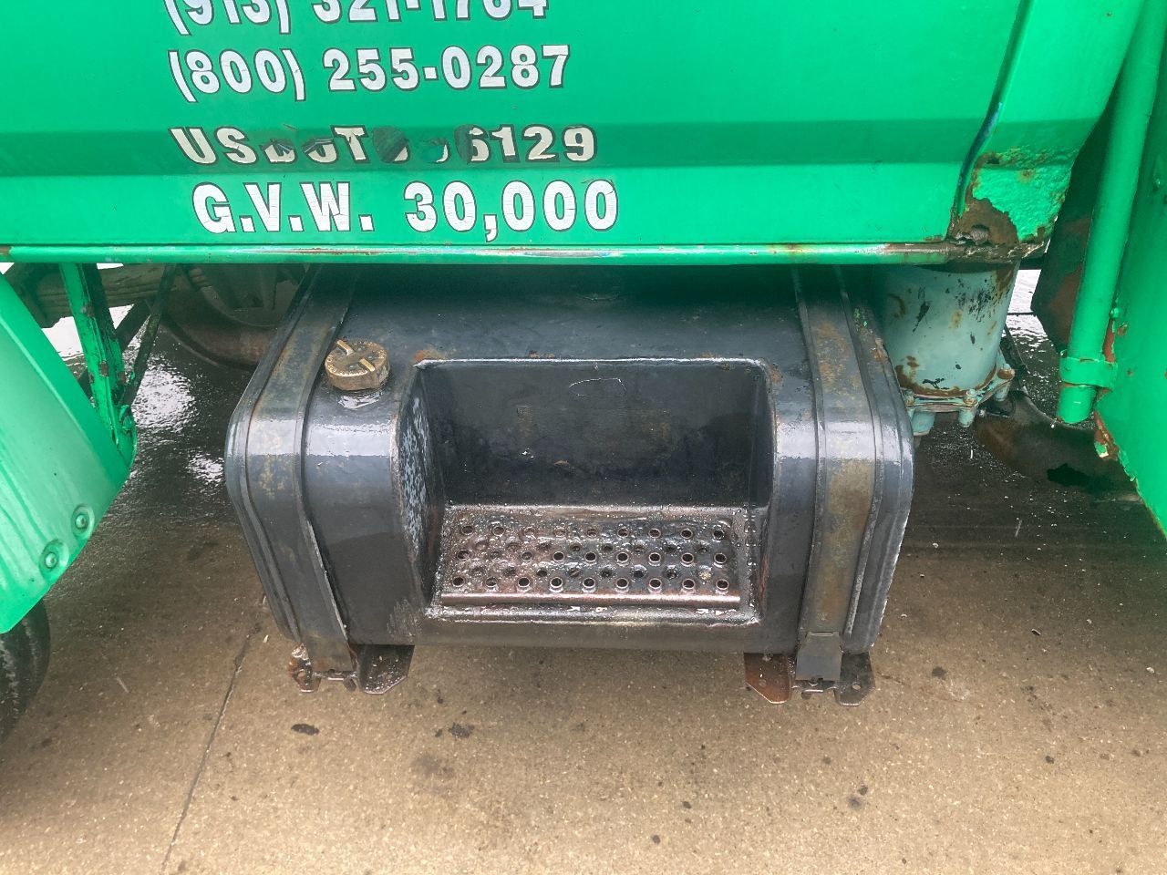 Ford F700 Fuel Tank Strap for Sale