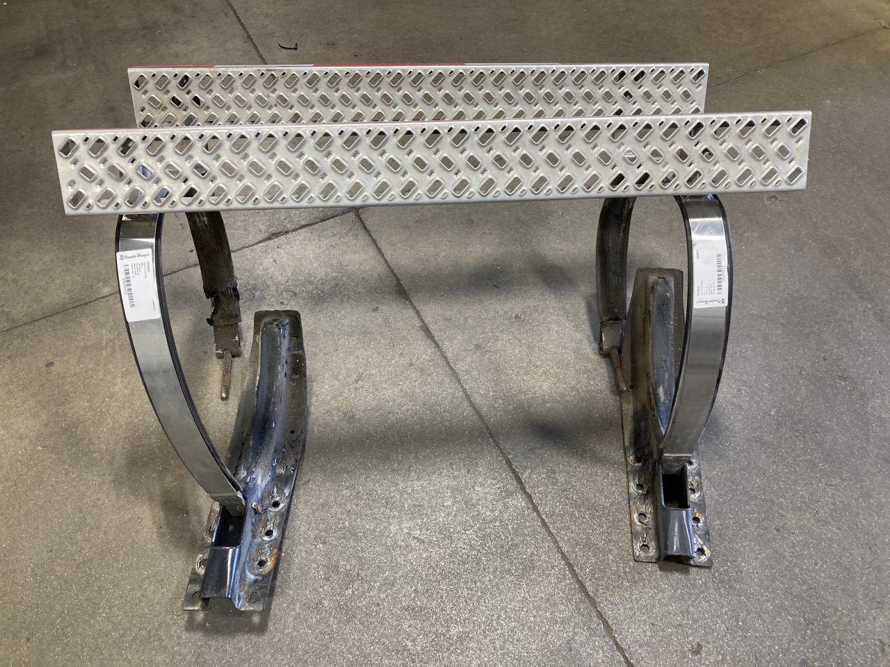 Mack GU713 Fuel Tank Strap for Sale