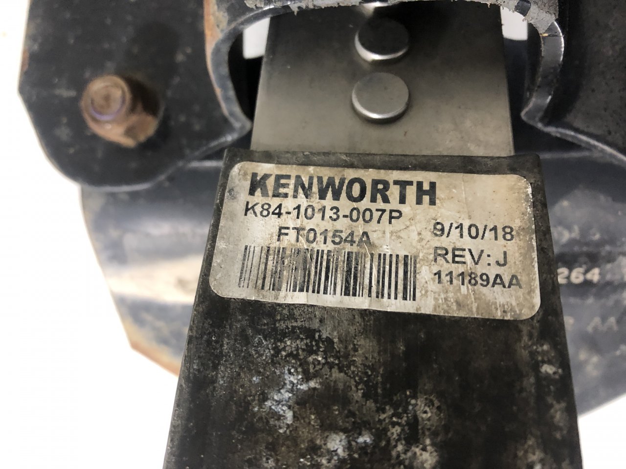 2072AA | Kenworth T680 Fuel Tank Strap for Sale