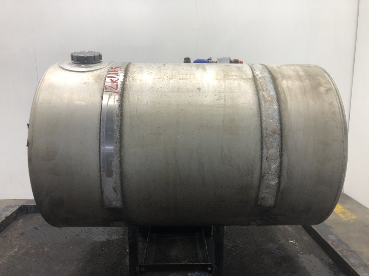 K86-1114-007 | Kenworth T660 Fuel Tank for Sale