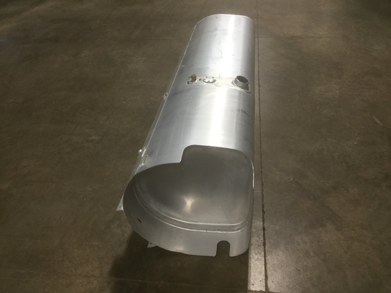 Volvo VNL Fuel Tank for Sale