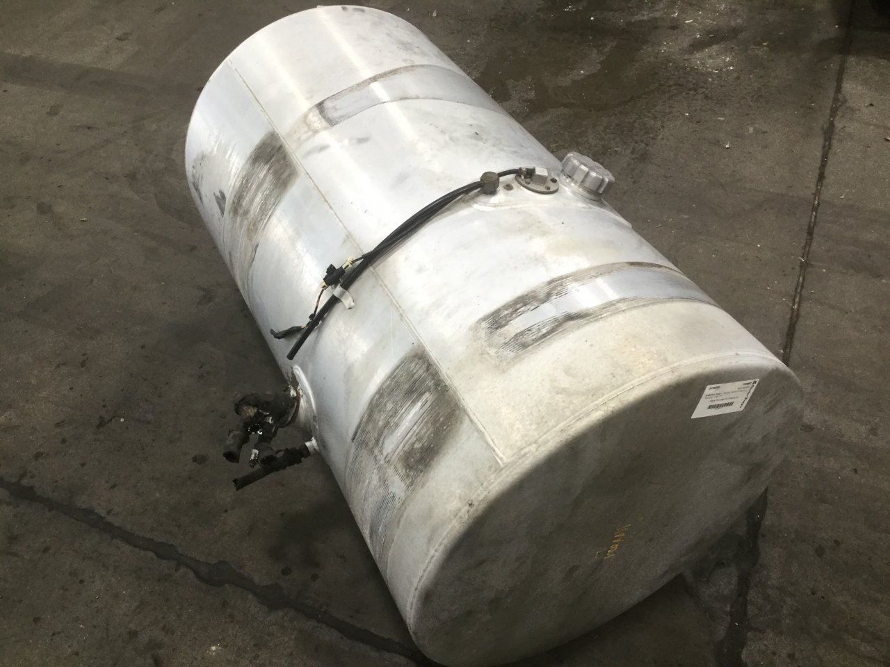100 GAL | Volvo VNL Fuel Tank for Sale