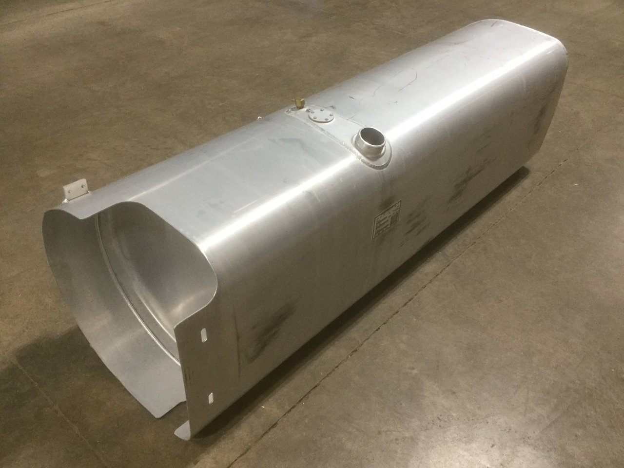 Volvo VNL Fuel Tank for Sale