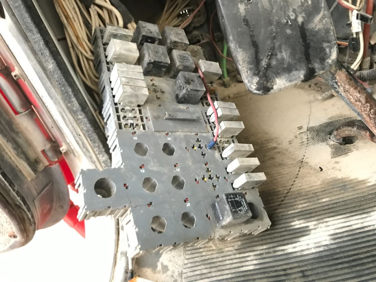 Peterbilt 357 Fuse Box for Sale