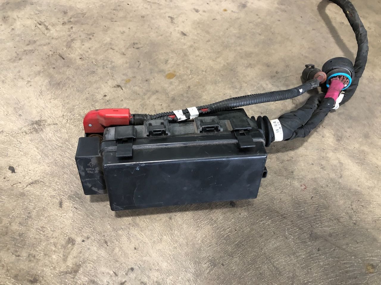 Peterbilt 365 Fuse Box for Sale