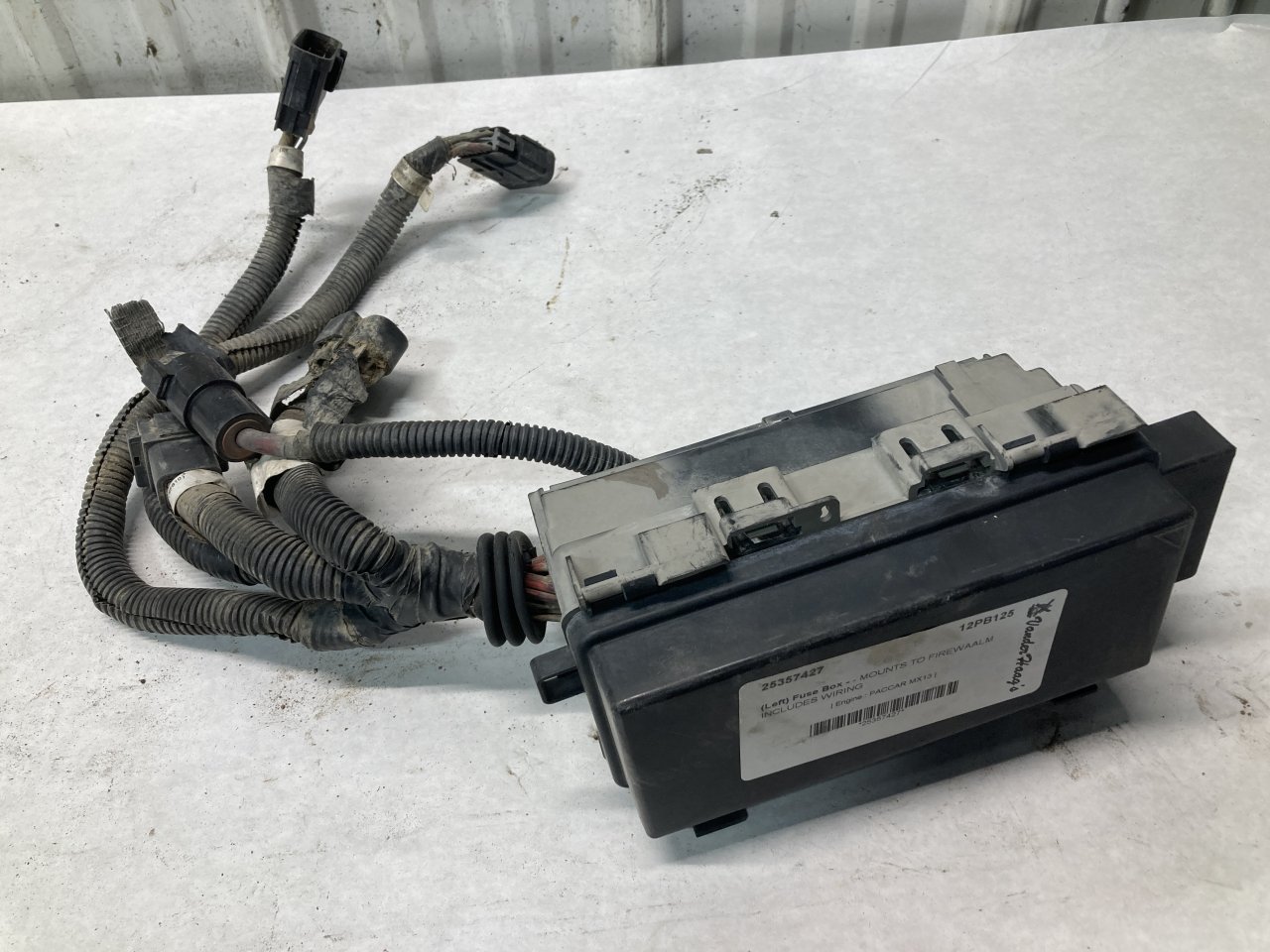 P53-6081 REV B | Peterbilt 386 Fuse Box for Sale