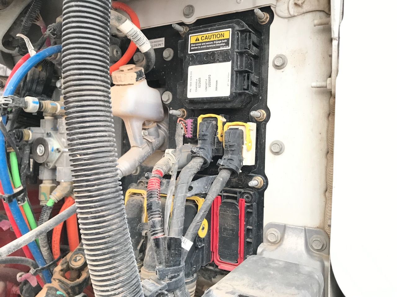 S53-1373-111 | Peterbilt 567 Fuse Box for Sale