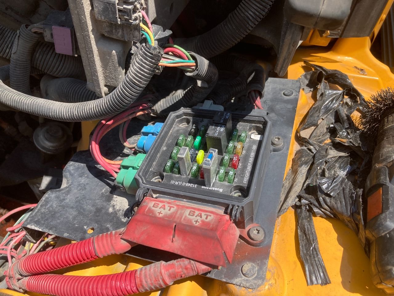 Freightliner B2 Fuse Box for Sale