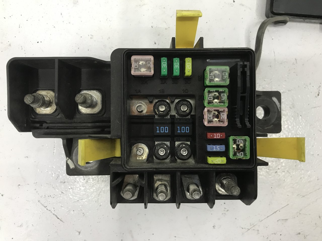3997148C2 | International DURASTAR (4400) Fuse Box for Sale