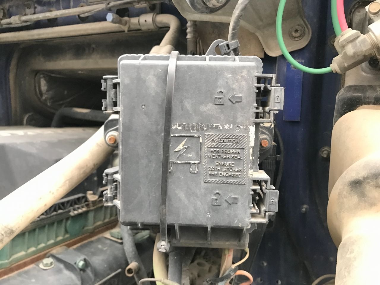 Volvo VHD Fuse Box for Sale