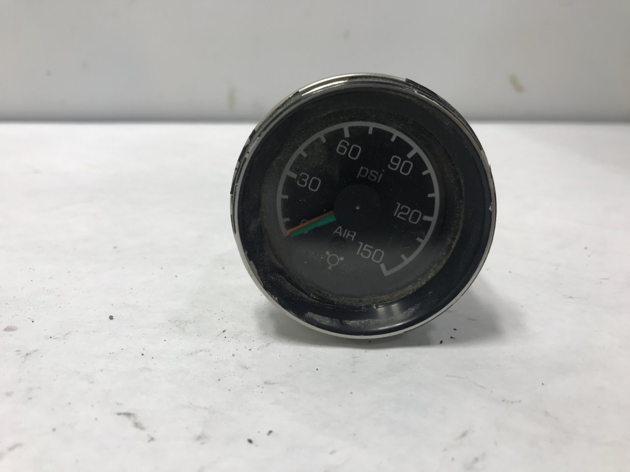 K152-301 | Freightliner FLD120 Gauge for Sale