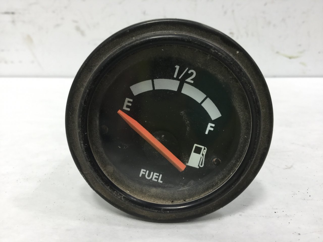 A22-38890-000 | Freightliner FLD120SD Gauge for Sale