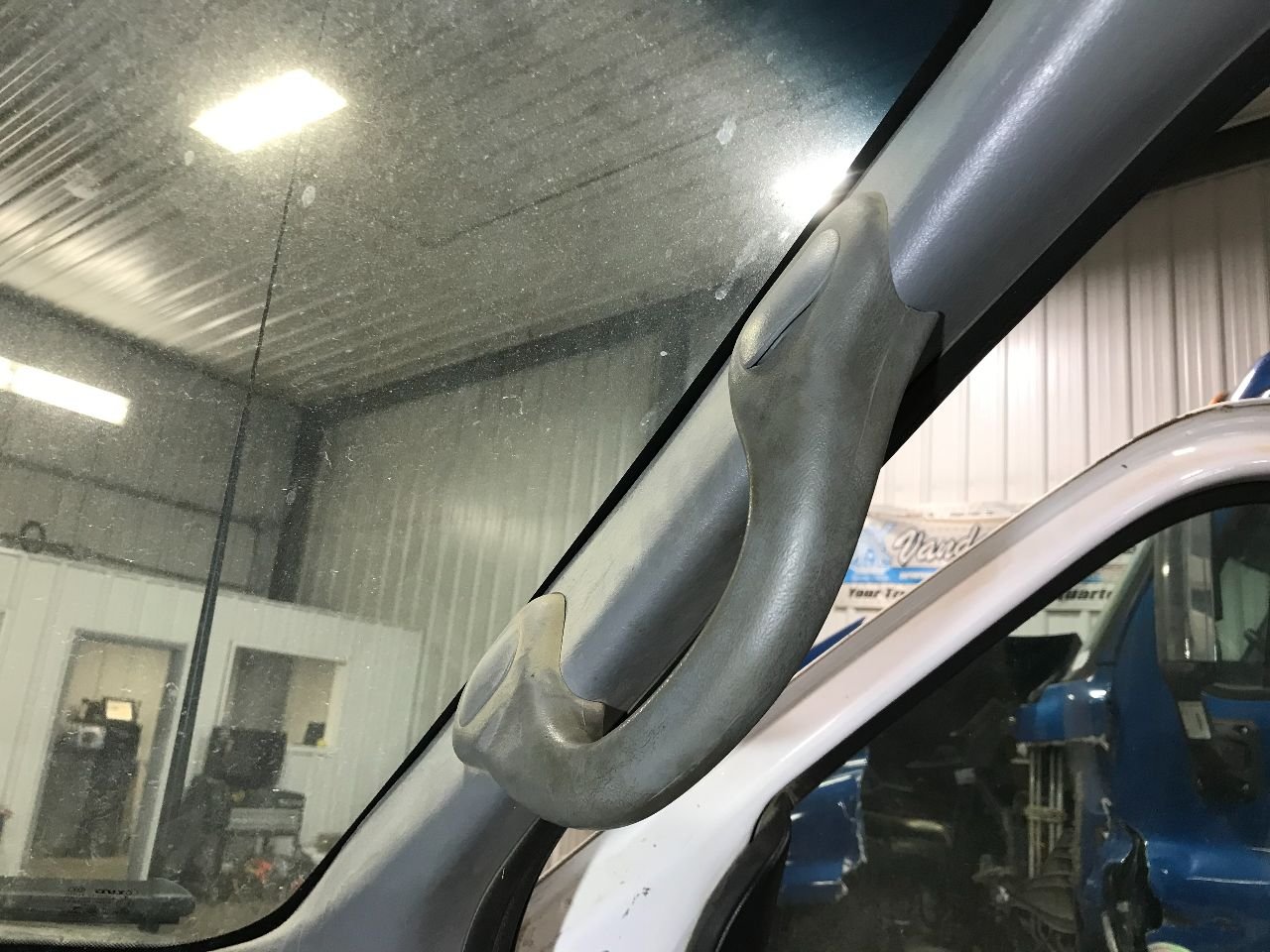 Ford F550 SUPER DUTY Grab Handle for Sale