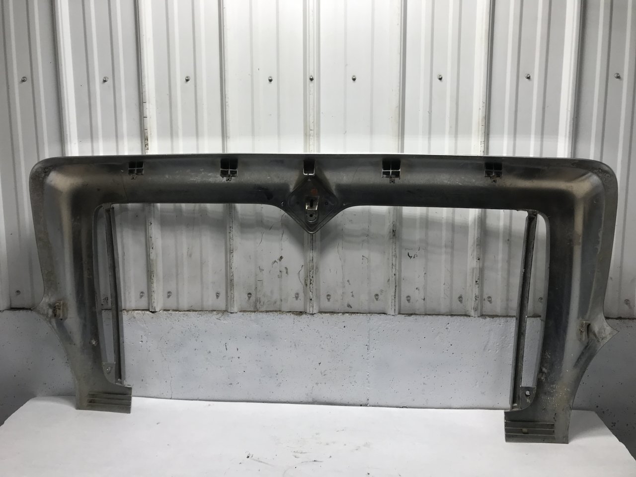 3579744C91 | International 7400 Grille for Sale