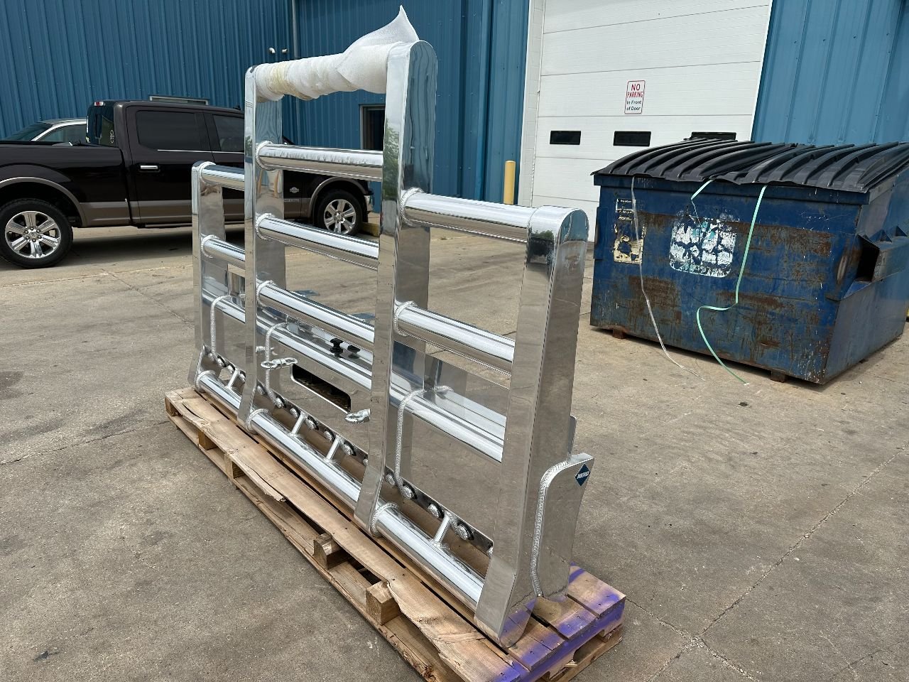 PB10SRT | Peterbilt 389 Grille Guard for Sale