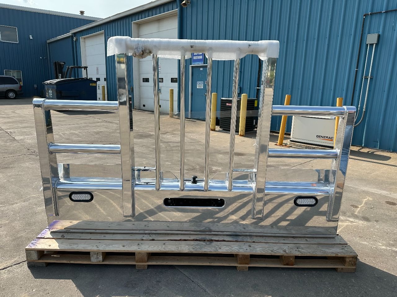 PB10TX4 | Peterbilt 389 Grille Guard for Sale