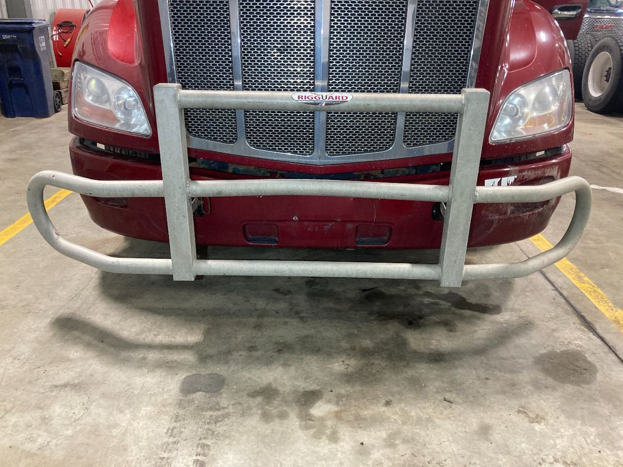 206840 | Peterbilt 579 Grille Guard for Sale