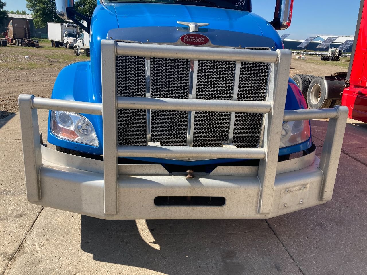 2002632 | Peterbilt 579 Grille Guard for Sale