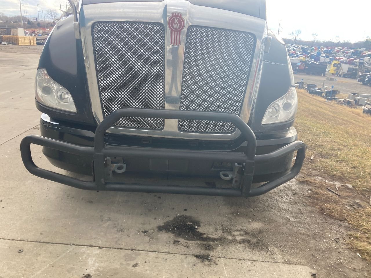 205840 | Kenworth T680 Grille Guard for Sale