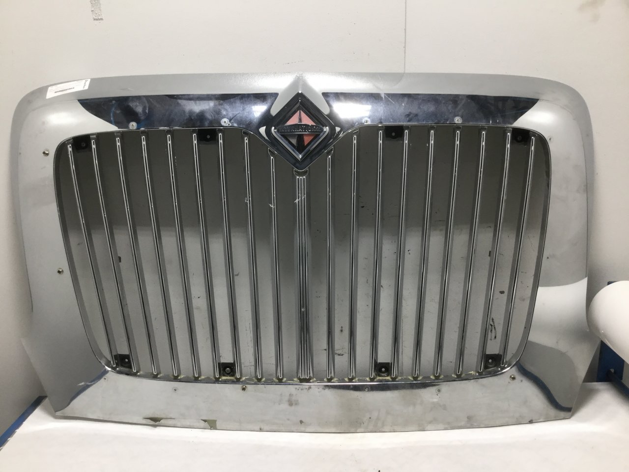 International TRANSTAR (8600) Grille for Sale